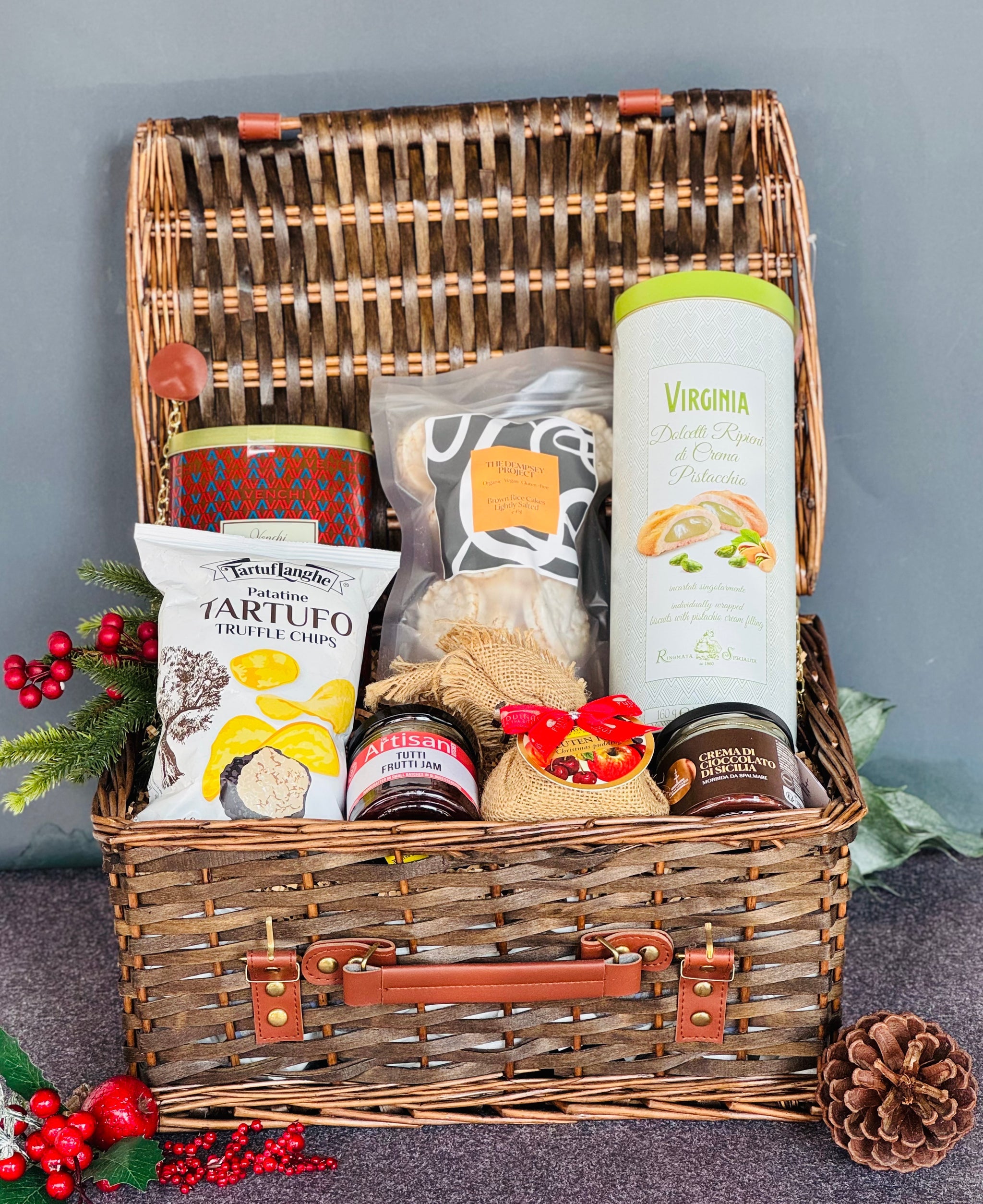 Ready to Eat Hamper – UrbanFindr